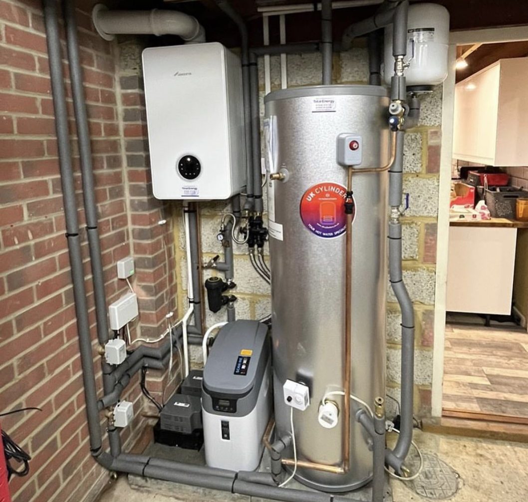 New boiler & hot water cylinder fitted in Poole - Total Energy